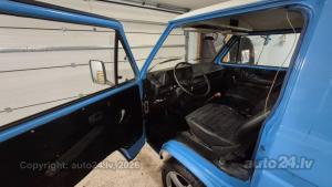 Blue Volkswagen Caravelle 1986 in Parnu, with an engine capacity of 1.90 L and mileage of 250 thousand km for 3800 €, photo 7 on AUTOMOTO.COM.LV