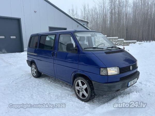 Zils Volkswagen Caravelle 1996 Tallina, ar dzinēja tilpumu 2.40 L un nobraukumu 0 tūkst. km par 3999 €, foto 2 vietnē AUTOMOTO.COM.LV