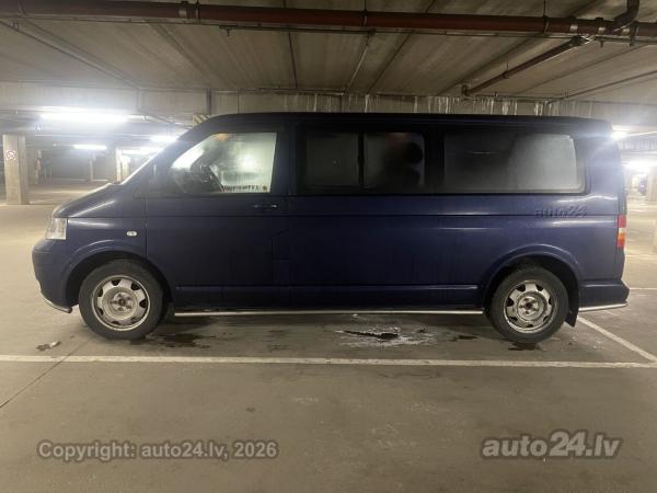 Zils Volkswagen Caravelle 2005 Tallina, ar dzinēja tilpumu 1.90 L un nobraukumu 344 tūkst. km par 6800 €, foto 2 vietnē AUTOMOTO.COM.LV