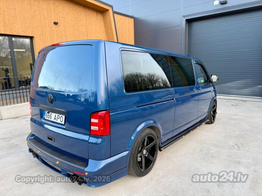 Zils Volkswagen Caravelle 2005 Tallina, ar dzinēja tilpumu 2.50 L un nobraukumu 540 tūkst. km par 9999 €, foto 11 vietnē AUTOMOTO.COM.LV