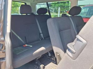 Brūns Volkswagen Caravelle 2018 Viļņa, ar dzinēja tilpumu 2.00 L un nobraukumu 280 tūkst. km par 19800 €, foto 7 vietnē AUTOMOTO.COM.LV