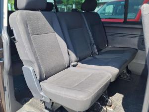 Brūns Volkswagen Caravelle 2018 Viļņa, ar dzinēja tilpumu 2.00 L un nobraukumu 280 tūkst. km par 19800 €, foto 9 vietnē AUTOMOTO.COM.LV