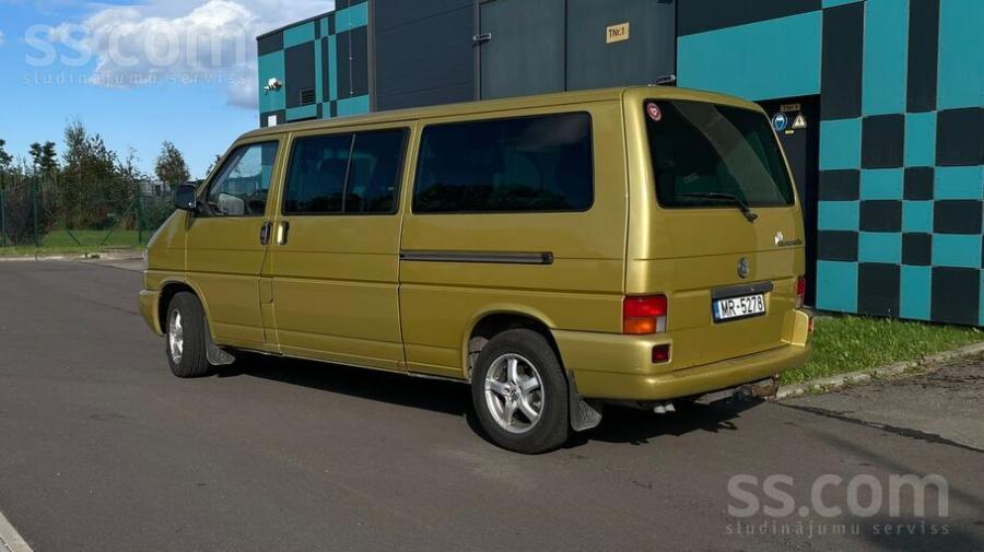 Brown Volkswagen Caravelle 2002 in Riga, with an engine capacity of 2.50 L and mileage of 440 thousand km for 6500 €, photo 3 on AUTOMOTO.COM.LV