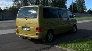 Brown Volkswagen Caravelle 2002 in Riga, with an engine capacity of 2.50 L and mileage of 440 thousand km for 6500 €, photo 4 on AUTOMOTO.COM.LV