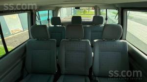 Brown Volkswagen Caravelle 2002 in Riga, with an engine capacity of 2.50 L and mileage of 440 thousand km for 6500 €, photo 8 on AUTOMOTO.COM.LV