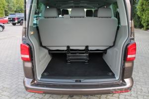 Brūns Volkswagen Caravelle 2014 Jūrmala, ar dzinēja tilpumu 2.00 L un nobraukumu 414 tūkst. km par 14000 €, foto 5 vietnē AUTOMOTO.COM.LV