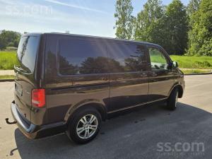 Brūns Volkswagen Caravelle 2015 Rīga, ar dzinēja tilpumu 2.00 L un nobraukumu 520 tūkst. km par 8470 €, foto 4 vietnē AUTOMOTO.COM.LV