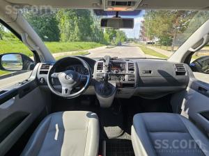Brūns Volkswagen Caravelle 2015 Rīga, ar dzinēja tilpumu 2.00 L un nobraukumu 520 tūkst. km par 8470 €, foto 8 vietnē AUTOMOTO.COM.LV
