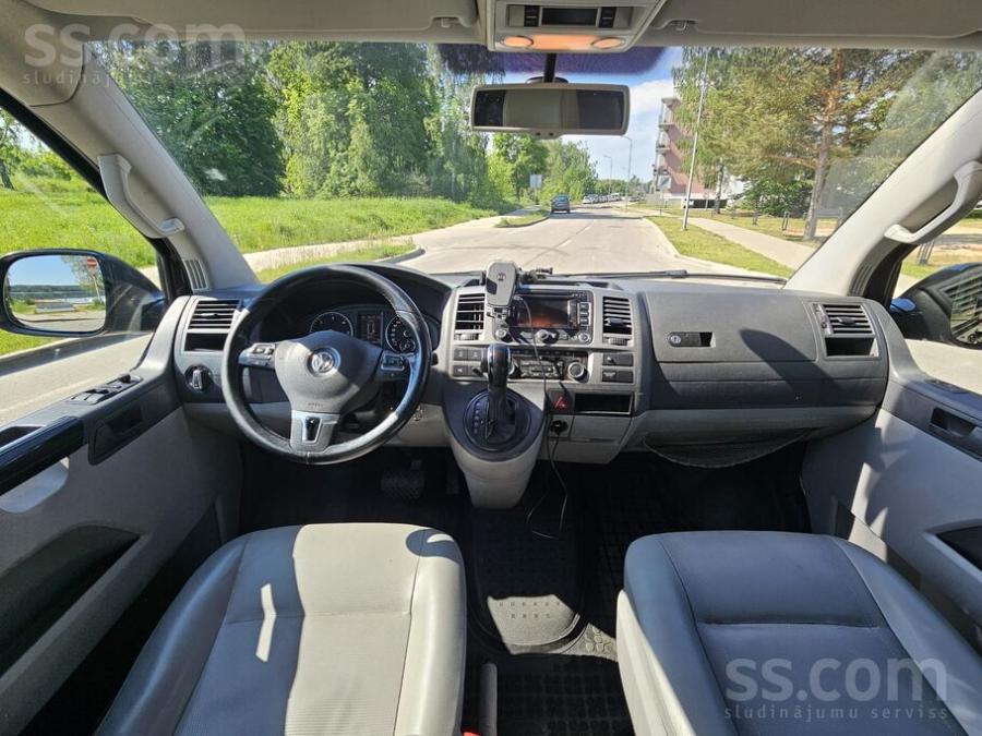 Brūns Volkswagen Caravelle 2015 Rīga, ar dzinēja tilpumu 2.00 L un nobraukumu 520 tūkst. km par 8470 €, foto 8 vietnē AUTOMOTO.COM.LV