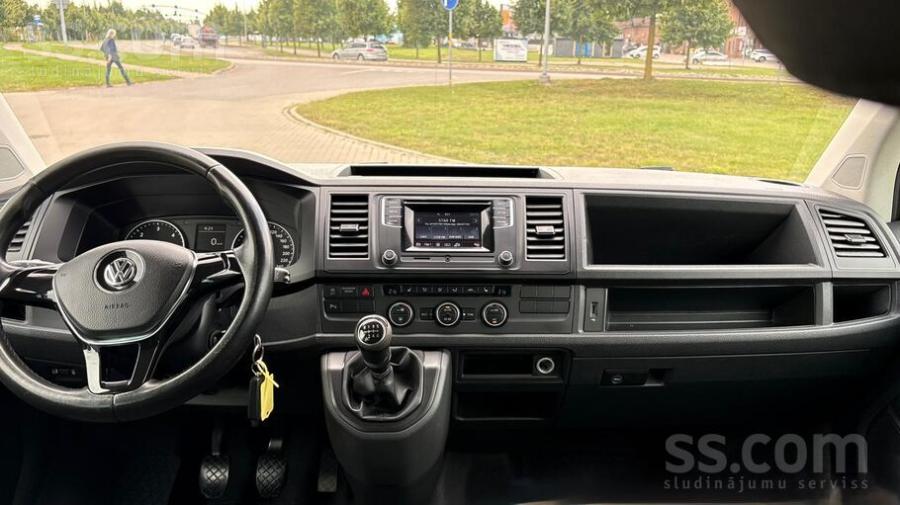 Brown Volkswagen Caravelle 2017 in Liepaja, with an engine capacity of 2.00 L and mileage of 310 thousand km for 17350 €, photo 18 on AUTOMOTO.COM.LV