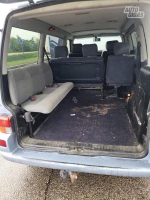 Volkswagen Caravelle 1997 Pasvalys, ar dzinēja tilpumu 2.50 L un nobraukumu 330 tūkst. km par 2600 €, foto 7 vietnē AUTOMOTO.COM.LV