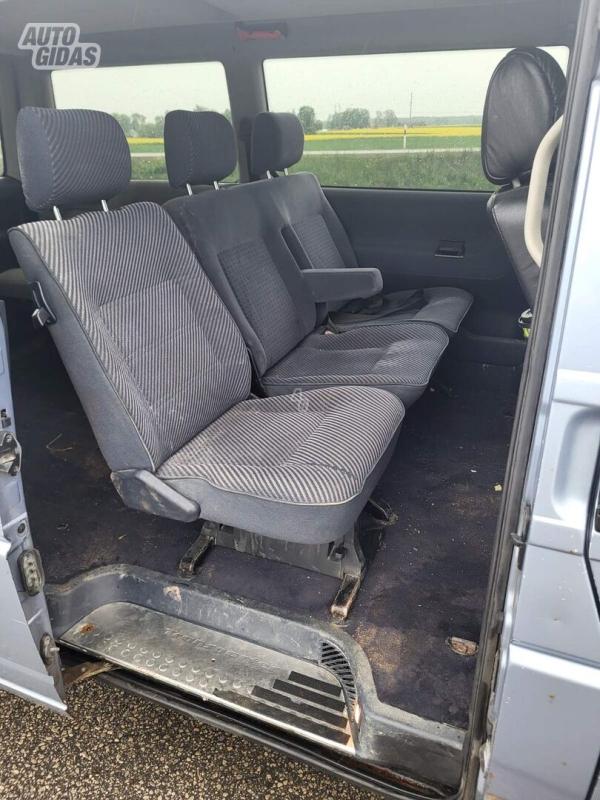 Volkswagen Caravelle 1997 in Pasvalys, with an engine capacity of 2.50 L and mileage of 330 thousand km for 2600 €, photo 7 on AUTOMOTO.COM.LV