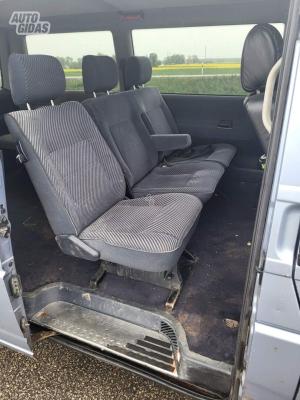 Volkswagen Caravelle 1997 Pasvalys, ar dzinēja tilpumu 2.50 L un nobraukumu 330 tūkst. km par 2600 €, foto 8 vietnē AUTOMOTO.COM.LV
