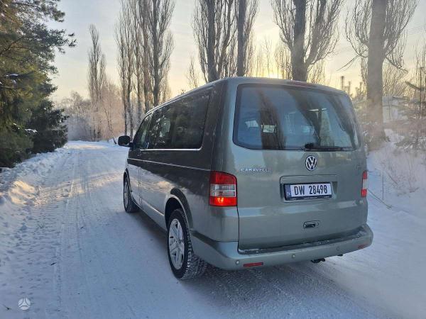 Zaļš Volkswagen Caravelle 2008 Tauragė, ar dzinēja tilpumu 2.50 L un nobraukumu 280 tūkst. km par 6000 €, foto 3 vietnē AUTOMOTO.COM.LV