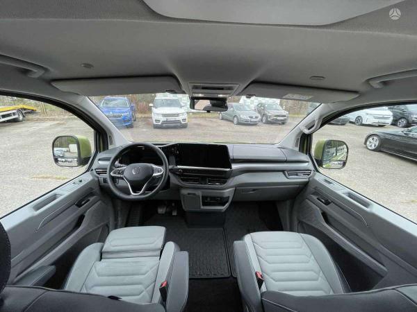 Green Volkswagen Caravelle 2026 in Vilnius, with an engine capacity of 2.00 L and mileage of 11 thousand km for 65500 €, photo 10 on AUTOMOTO.COM.LV