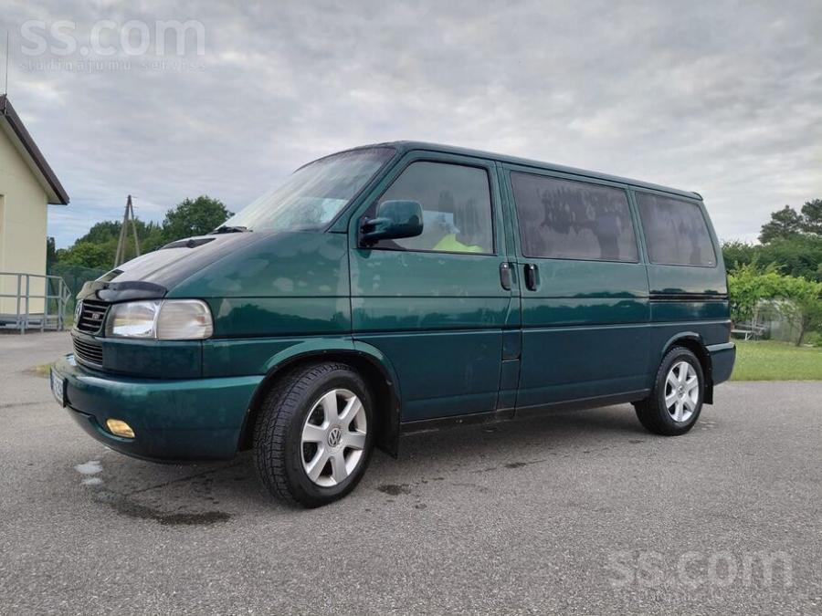 Zaļš Volkswagen Caravelle 1997 Limbaži, ar dzinēja tilpumu 2.50 L un nobraukumu 379 tūkst. km par 2500 €, foto 1 vietnē AUTOMOTO.COM.LV
