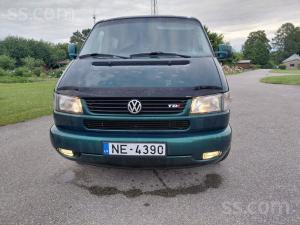 Zaļš Volkswagen Caravelle 1997 Limbaži, ar dzinēja tilpumu 2.50 L un nobraukumu 379 tūkst. km par 2500 €, foto 3 vietnē AUTOMOTO.COM.LV