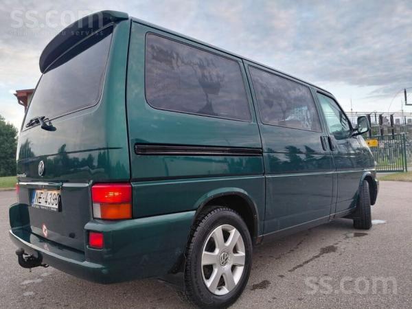 Zaļš Volkswagen Caravelle 1997 Limbaži, ar dzinēja tilpumu 2.50 L un nobraukumu 379 tūkst. km par 2500 €, foto 5 vietnē AUTOMOTO.COM.LV