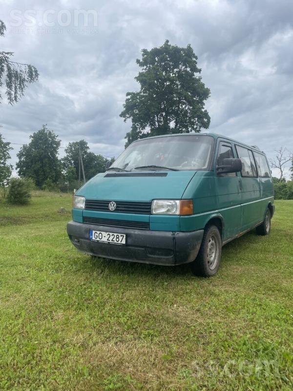 Zaļš Volkswagen Caravelle 1998 Madona, ar dzinēja tilpumu 1.90 L un nobraukumu 351 tūkst. km par 500 €, foto 1 vietnē AUTOMOTO.COM.LV