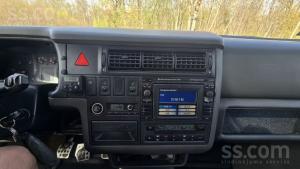 Green Volkswagen Caravelle 2000 in Riga, with an engine capacity of 2.50 L and mileage of 385 thousand km for 6900 €, photo 17 on AUTOMOTO.COM.LV