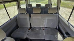 Green Volkswagen Caravelle 2000 in Riga, with an engine capacity of 2.50 L and mileage of 385 thousand km for 6900 €, photo 23 on AUTOMOTO.COM.LV