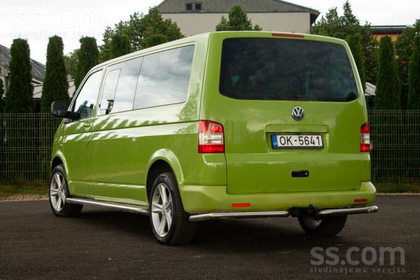 Green Volkswagen Caravelle 2007 in Jelgava, with an engine capacity of 2.50 L and mileage of 421 thousand km for 6100 €, photo 4 on AUTOMOTO.COM.LV