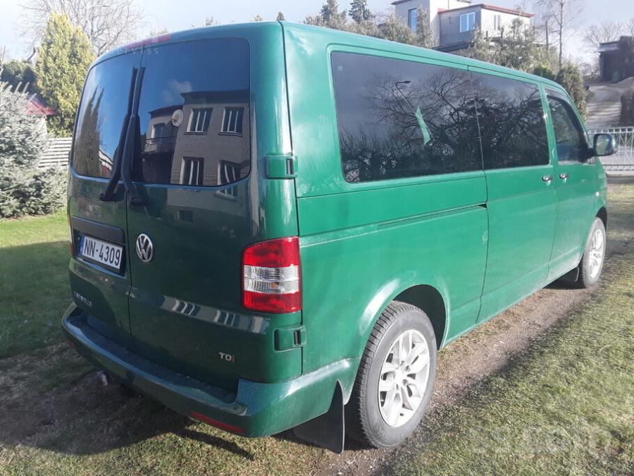 Zaļš Volkswagen Caravelle 2014 Tukums, ar dzinēja tilpumu 2.00 L un nobraukumu 0 tūkst. km par 12000 €, foto 4 vietnē AUTOMOTO.COM.LV