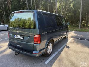 Green Volkswagen Caravelle 2016 in Klaipeda, with an engine capacity of 2.00 L and mileage of 250 thousand km for 19700 €, photo 4 on AUTOMOTO.COM.LV