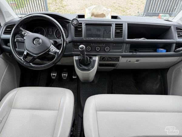 Green Volkswagen Caravelle 2016 in Klaipeda, with an engine capacity of 2.00 L and mileage of 250 thousand km for 19700 €, photo 9 on AUTOMOTO.COM.LV