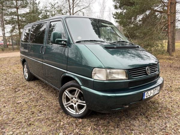 Zaļš Volkswagen Caravelle 2003 Tukums, ar dzinēja tilpumu 2.50 L un nobraukumu 298 tūkst. km par 6300 €, foto 7 vietnē AUTOMOTO.COM.LV