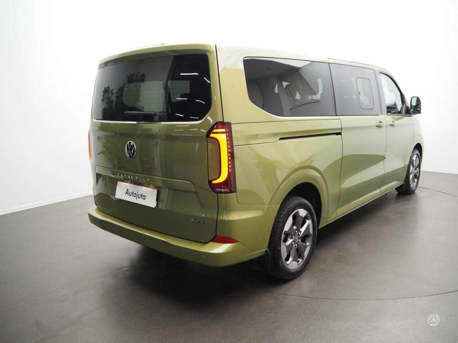 Zaļš Volkswagen Caravelle 2026 Viļņa, ar dzinēja tilpumu 2.00 L un nobraukumu 19 tūkst. km par 63500 €, foto 5 vietnē AUTOMOTO.COM.LV