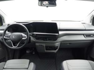 Zaļš Volkswagen Caravelle 2026 Viļņa, ar dzinēja tilpumu 2.00 L un nobraukumu 19 tūkst. km par 63500 €, foto 23 vietnē AUTOMOTO.COM.LV