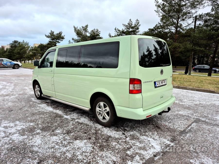 Green Volkswagen Caravelle 2006 in Tallinn, with an engine capacity of 2.50 L and mileage of 533 thousand km for 4390 €, photo 5 on AUTOMOTO.COM.LV