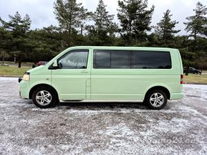 Green Volkswagen Caravelle 2006 in Tallinn, with an engine capacity of 2.50 L and mileage of 533 thousand km for 4390 €, photo 6 on AUTOMOTO.COM.LV