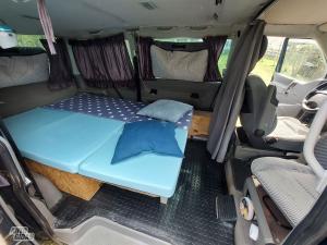 Zaļš Volkswagen Caravelle 1999 Viļņa, ar dzinēja tilpumu 2.50 L un nobraukumu 553 tūkst. km par 4800 €, foto 4 vietnē AUTOMOTO.COM.LV