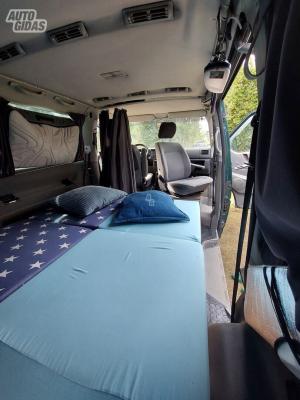 Zaļš Volkswagen Caravelle 1999 Viļņa, ar dzinēja tilpumu 2.50 L un nobraukumu 553 tūkst. km par 4800 €, foto 5 vietnē AUTOMOTO.COM.LV