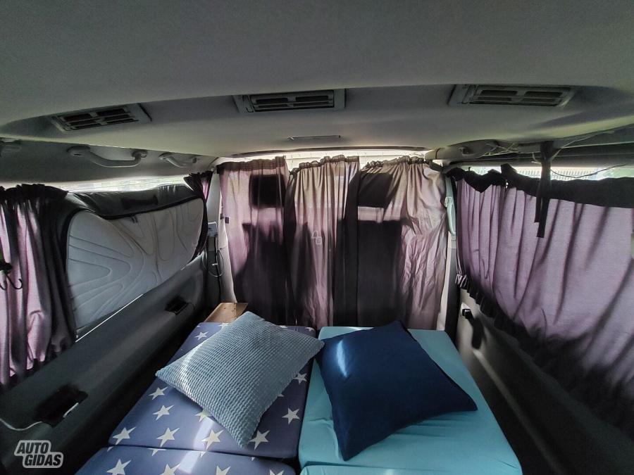 Zaļš Volkswagen Caravelle 1999 Viļņa, ar dzinēja tilpumu 2.50 L un nobraukumu 553 tūkst. km par 4800 €, foto 6 vietnē AUTOMOTO.COM.LV