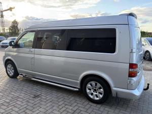 Grey Volkswagen Caravelle 2006 in Vilnius, with an engine capacity of 2.50 L and mileage of 412 thousand km for 3450 €, photo 5 on AUTOMOTO.COM.LV