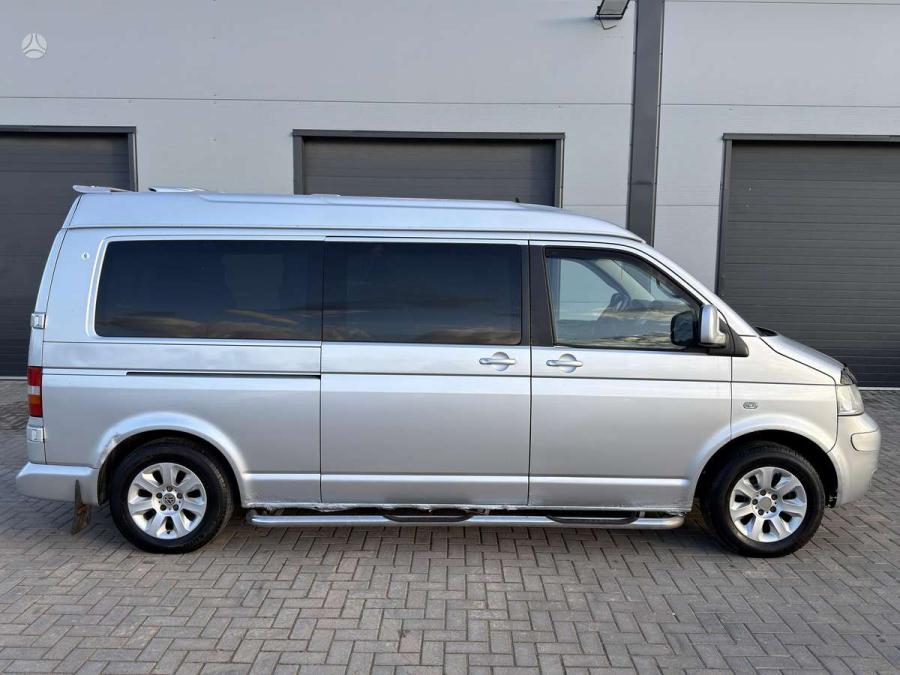 Grey Volkswagen Caravelle 2006 in Vilnius, with an engine capacity of 2.50 L and mileage of 412 thousand km for 3450 €, photo 7 on AUTOMOTO.COM.LV