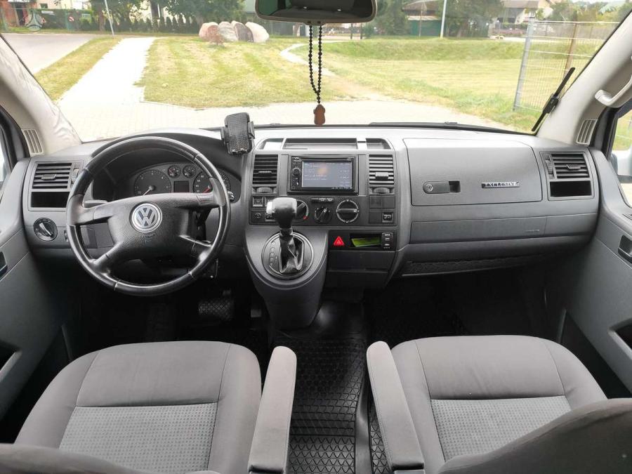Grey Volkswagen Caravelle 2006 in Vilnius, with an engine capacity of 2.50 L and mileage of 512 thousand km for 6300 €, photo 13 on AUTOMOTO.COM.LV