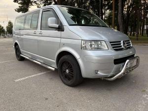 Grey Volkswagen Caravelle 2006 in Kretinga, with an engine capacity of 2.50 L and mileage of 500 thousand km for 5990 €, photo 3 on AUTOMOTO.COM.LV