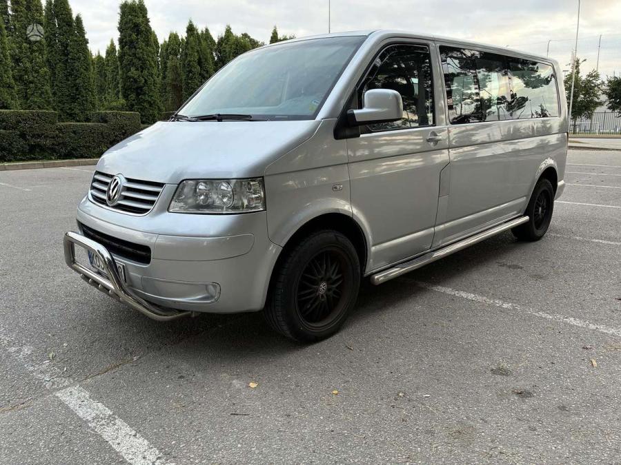 Grey Volkswagen Caravelle 2006 in Kretinga, with an engine capacity of 2.50 L and mileage of 500 thousand km for 5990 €, photo 8 on AUTOMOTO.COM.LV