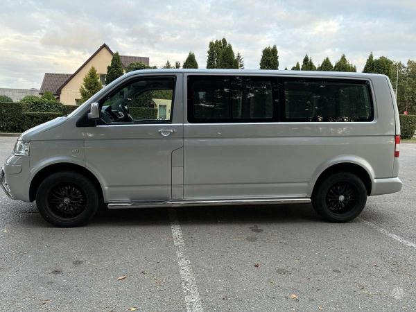 Grey Volkswagen Caravelle 2006 in Kretinga, with an engine capacity of 2.50 L and mileage of 500 thousand km for 5990 €, photo 10 on AUTOMOTO.COM.LV