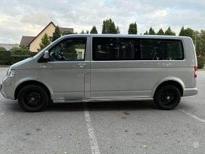 Grey Volkswagen Caravelle 2006 in Kretinga, with an engine capacity of 2.50 L and mileage of 500 thousand km for 5990 €, photo 10 on AUTOMOTO.COM.LV