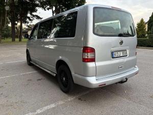 Grey Volkswagen Caravelle 2006 in Kretinga, with an engine capacity of 2.50 L and mileage of 500 thousand km for 5990 €, photo 11 on AUTOMOTO.COM.LV