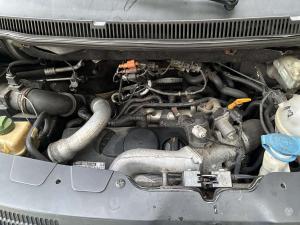 Grey Volkswagen Caravelle 2006 in Kretinga, with an engine capacity of 2.50 L and mileage of 500 thousand km for 5990 €, photo 25 on AUTOMOTO.COM.LV