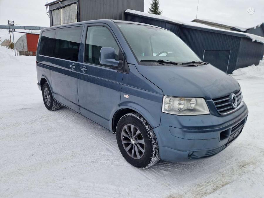 Pelēks Volkswagen Caravelle 2008 Rokiškis, ar dzinēja tilpumu 2.50 L un nobraukumu 290 tūkst. km par 4700 €, foto 1 vietnē AUTOMOTO.COM.LV