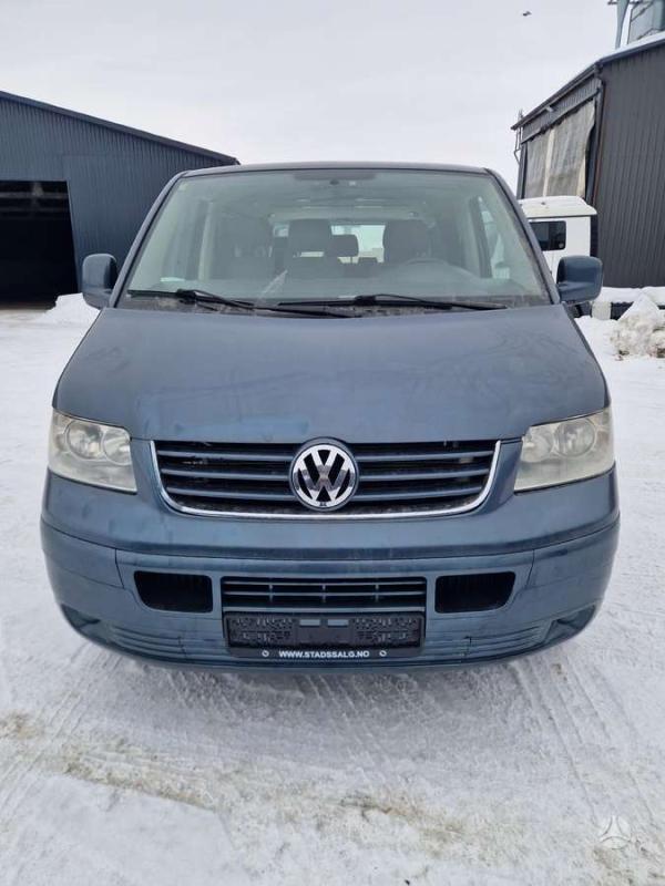 Pelēks Volkswagen Caravelle 2008 Rokiškis, ar dzinēja tilpumu 2.50 L un nobraukumu 290 tūkst. km par 4700 €, foto 3 vietnē AUTOMOTO.COM.LV