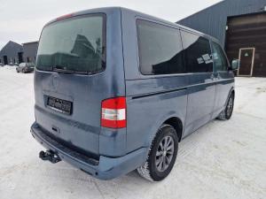 Pelēks Volkswagen Caravelle 2008 Rokiškis, ar dzinēja tilpumu 2.50 L un nobraukumu 290 tūkst. km par 4700 €, foto 4 vietnē AUTOMOTO.COM.LV