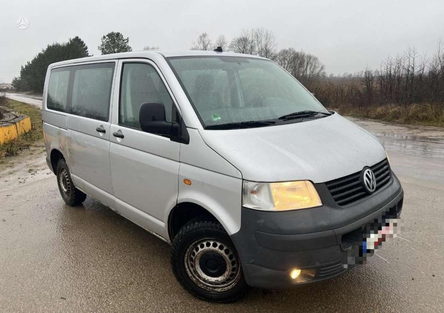 Pelēks Volkswagen Caravelle 2009 Tauragė, ar dzinēja tilpumu 1.90 L un nobraukumu 240 tūkst. km par 3900 €, foto 1 vietnē AUTOMOTO.COM.LV